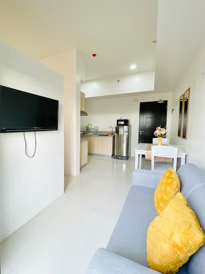 | Comfort & Convenience: Studio Condo In Iloilo | - Oton