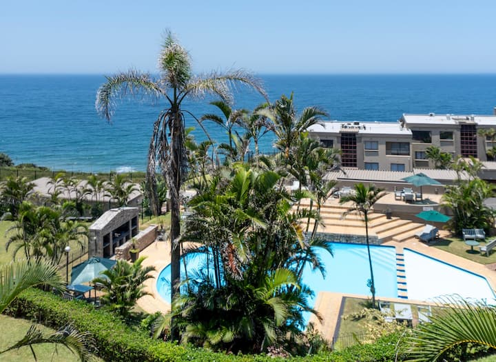 Umdloti Beach Escape | 3br W/ Sea Views & Pool - eMdloti