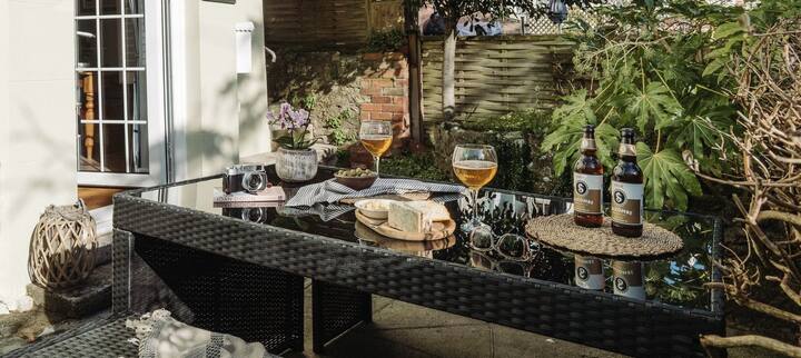 Sea Thistle- A Perfect Hideaway For Two - Salcombe