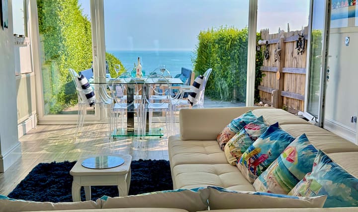 Wave Watcher- 4 Bed Sea View Home - Brighton Marina