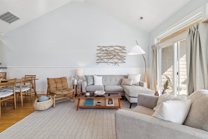 New Listing | 0.2 Miles To Beach| Newly Designed - Carolina Beach, NC