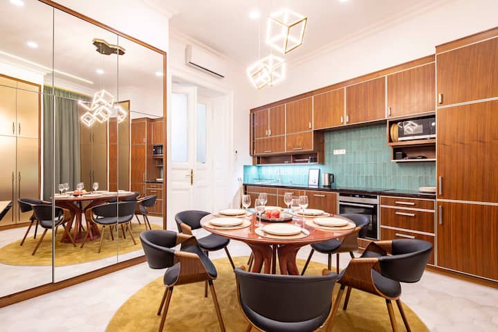 Central - Luxury - Very Comfy - Budapest