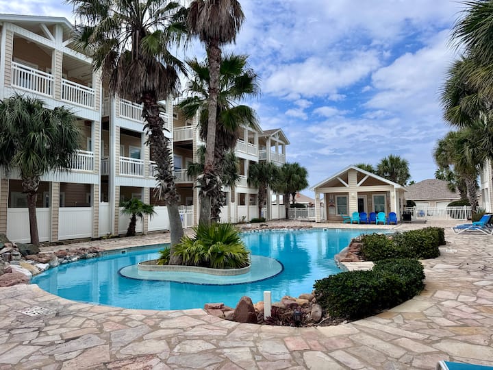 Fun In The Sun On North Padre Island! - Corpus Christi, TX