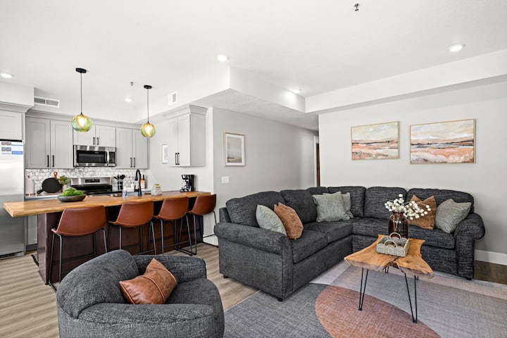 Dragestil Aparthotel | Beach Access | Unit 717-2 - Duluth, MN