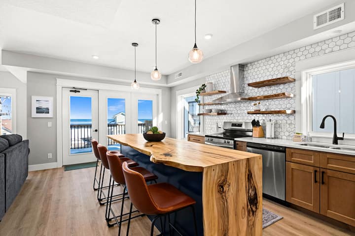 Penthouse Condo W/ Beach Access | Dragestil 717-3 - Duluth, MN