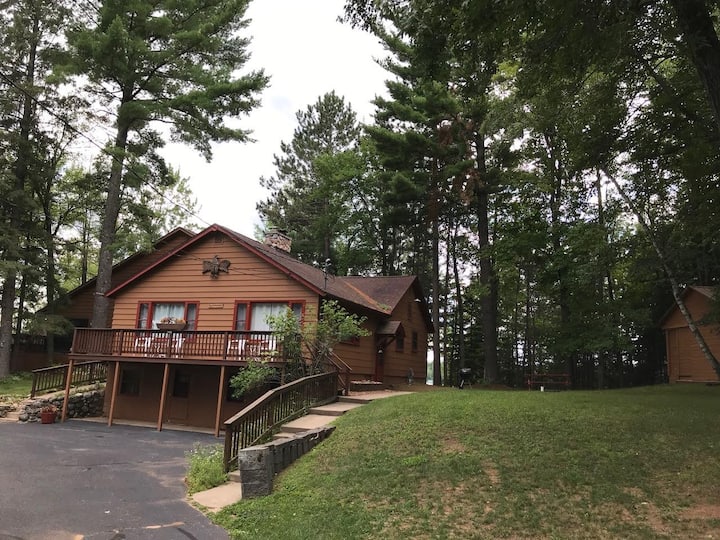 Eagle Villa On Otter Cove Lake - Eagle River, WI