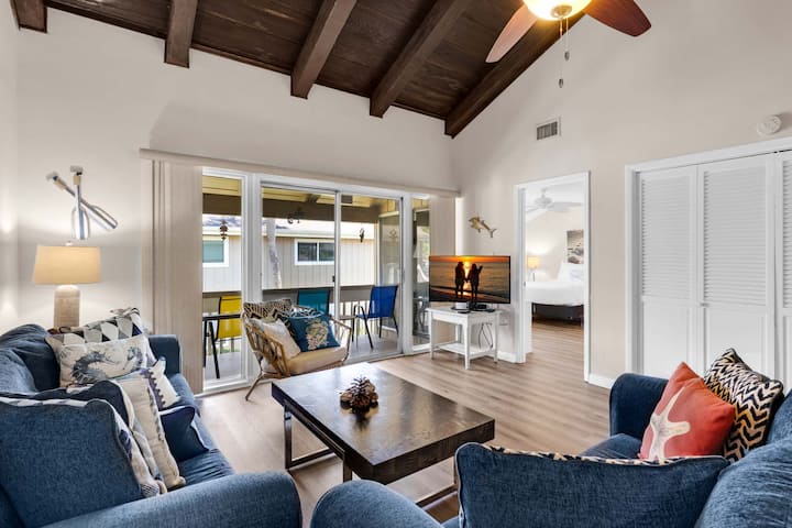 Walk To Beach-pet Friendly-chateau La Mer #7d - Destin, FL