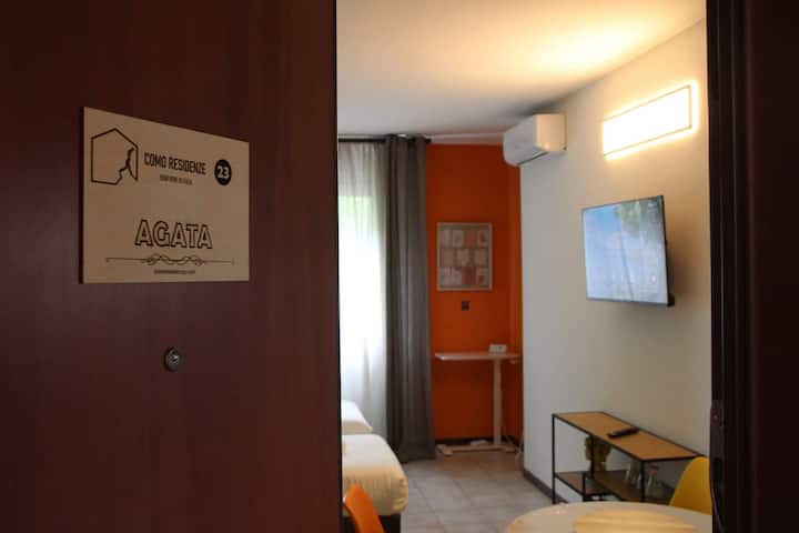Como City Apartment With Free Private Parking - Como