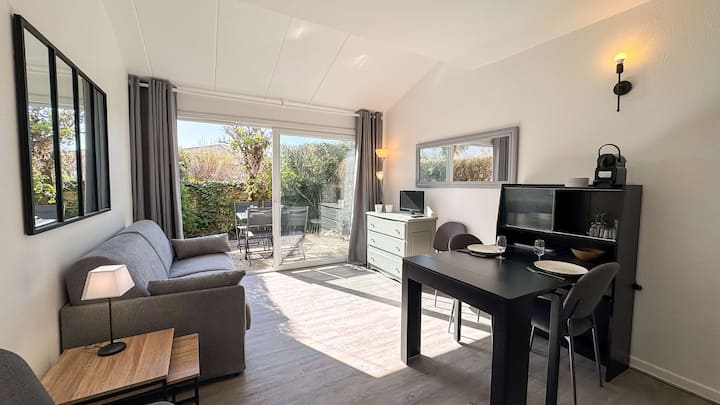 Appartement En Résidence Avec Piscine, Cour Privée - La Couarde-sur-Mer