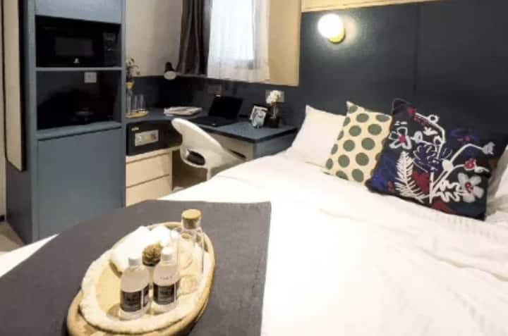 Bilik Queen Room Near The Beach - Changi