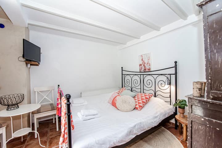 Jopie's Guesthouse In The City Center - Zandvoort