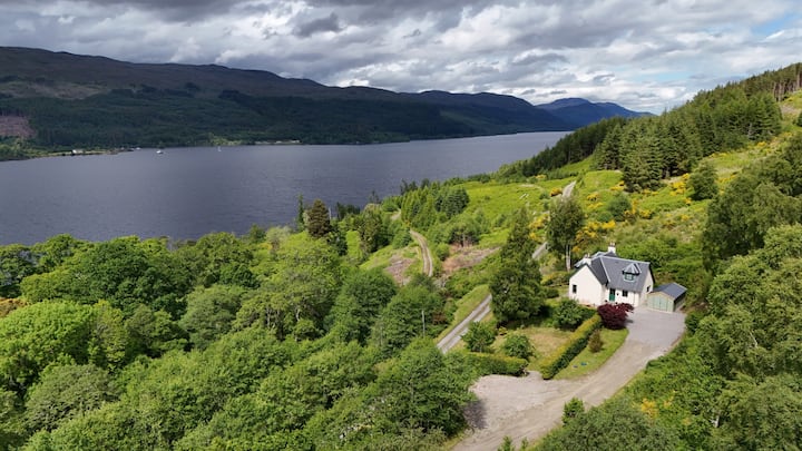Lower Glendoe Cottage, Loch Ness - Loch Ness