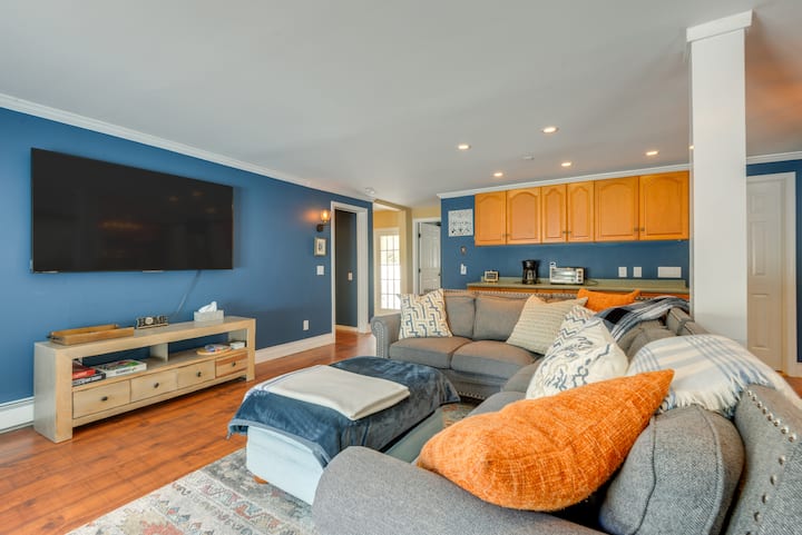 Ski, Golf & Hike: Spacious Dover Retreat! - Dover, VT