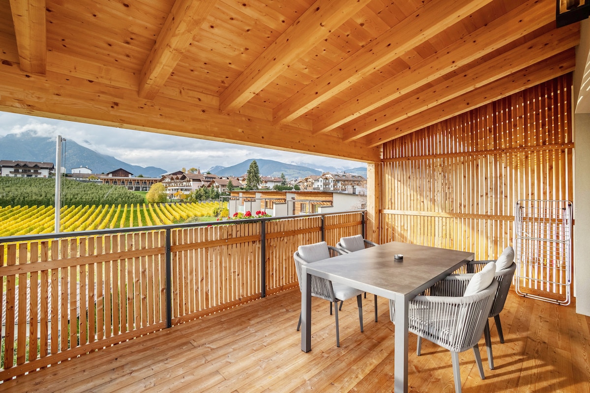 Linderhof Panorama Terrace - Apartments for Rent in Natz, Trentino-Alto ...