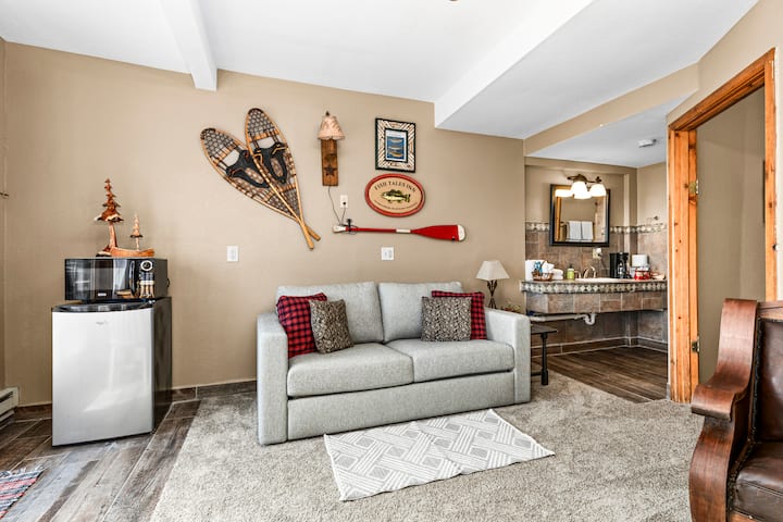 Lakeview Retreat–cozy Stay Near Duluth & Spirit Mt - Duluth, MN