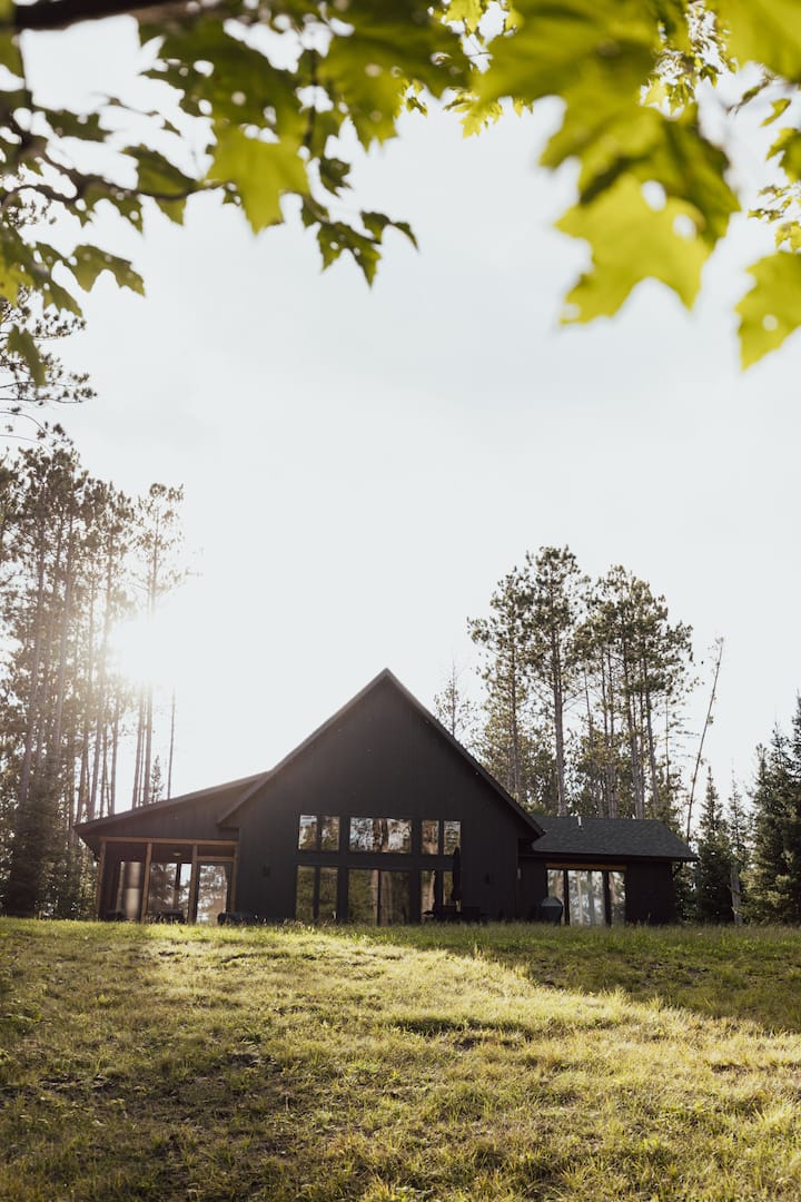 Cabin In Hayward / Kagon Kabin - Hayward, WI