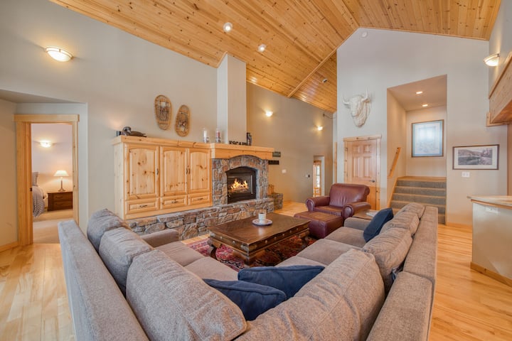Great Bison Lodge At Tahoe Donner - Dog Ok + Hoa! - Truckee, CA