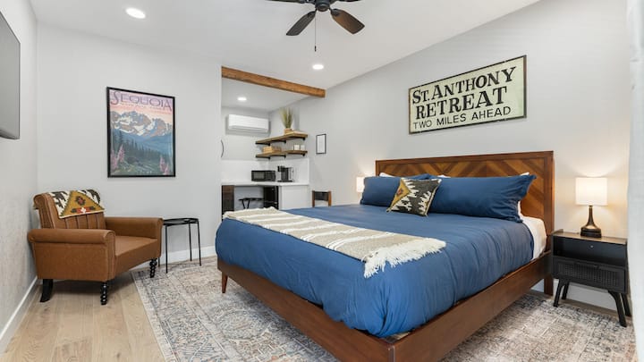 The Charlotte | Sequoia Motel Rm2 - California
