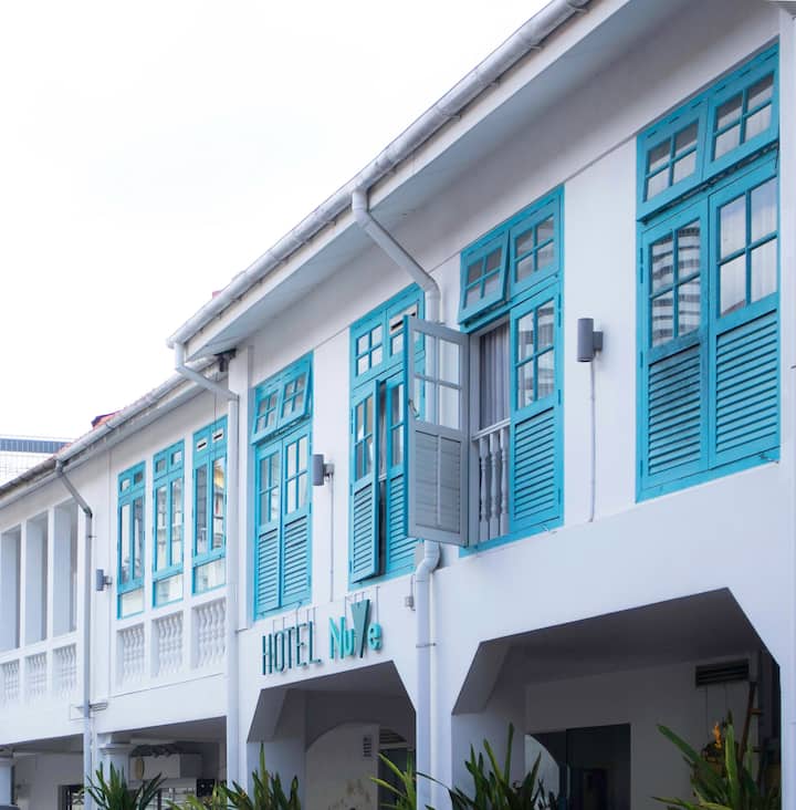 Connecting Queen Rooms Located In A Lively ‘Hood - Singapore