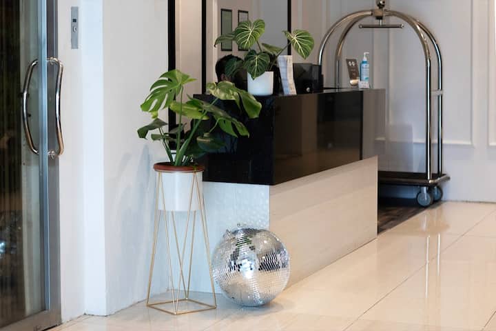 Superior Twin Room Near Bugis St & Raffles City - Newton