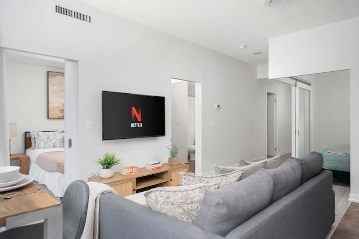 Charming 2bdr 2ba Condo Near Uoft & Yorkville - ミシサガ