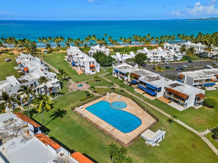 Bosque Y Mar Villa | Steps From The Beach And Pool - Puerto Rico