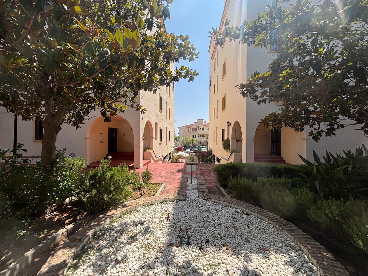 Modern Apt. - Monte Duquesa -Zest Holiday Lettings - Apartments for ...