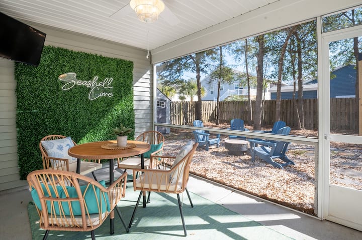 Seashell Cove: Dog Friendly - Firepit Hangout - Long Beach, NC