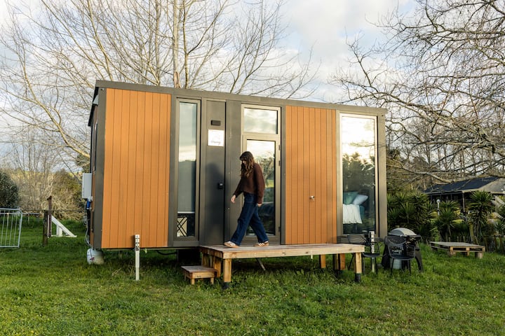 Misty Mountain View By Tiny Away - Waihi