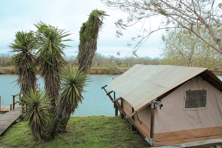 Safari Tent Retreat By Spacex & Boca Chica Beach! - Brownsville, TX