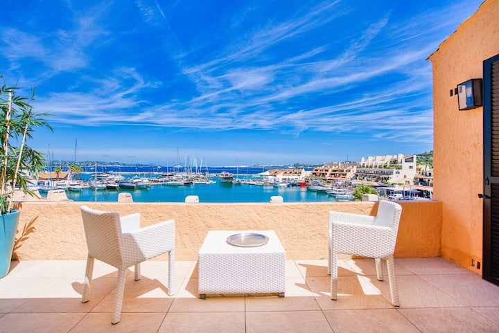 Superbe Duplex Avec Vue Mer Et Saint-tropez - Cogolin