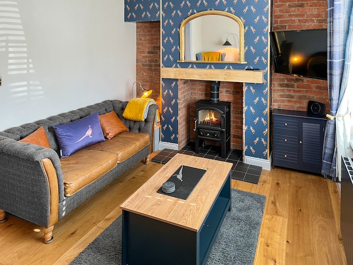 Lily Pad - Uk49104 - Helmsley