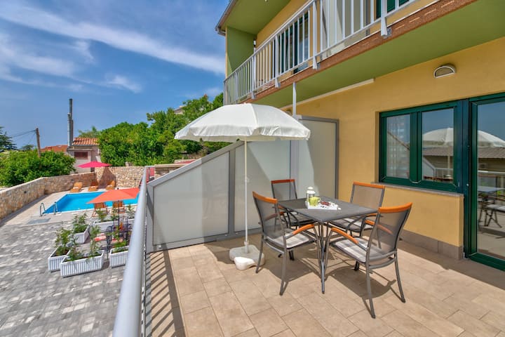 Appartement Jasna (62831-a2) - Crikvenica