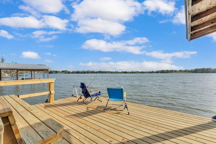 Lakeside Escape Pool, Game Room, Opt Boat Tour - 溫特黑文
