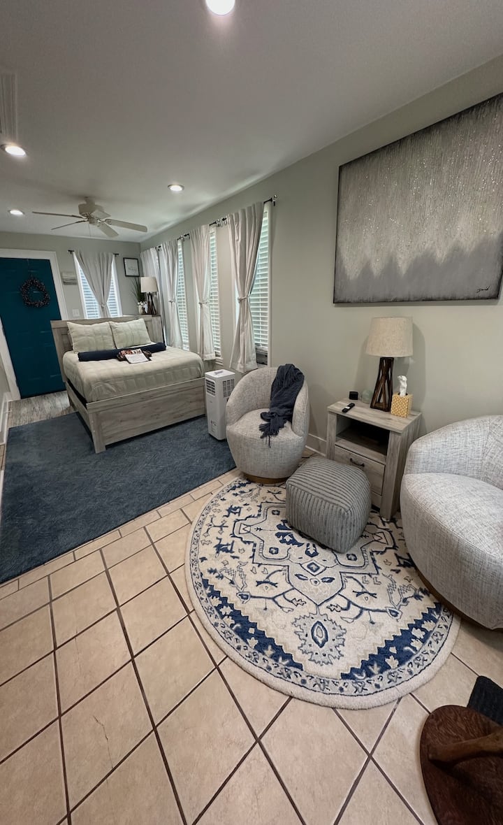 Cozy Loft Walk To Downtown & Near Gettysburg - Hanover, PA