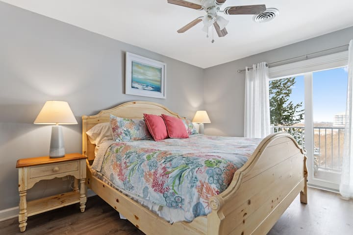 2 Bed/2 Bath Bayfront Condo W Pool - Ocean City, MD
