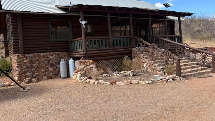Breathe Inn – Off-grid Hideaway On 40 Acres - Bisbee, AZ