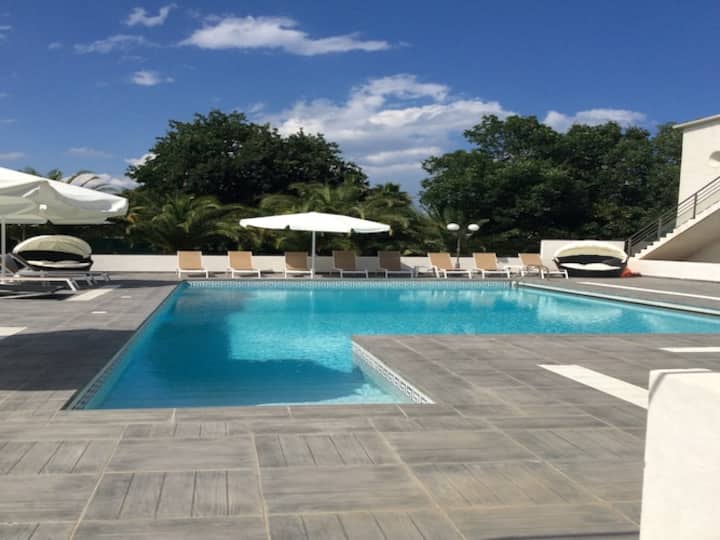 Maison De Vacances Spacieuse Avec Piscine - Corsica