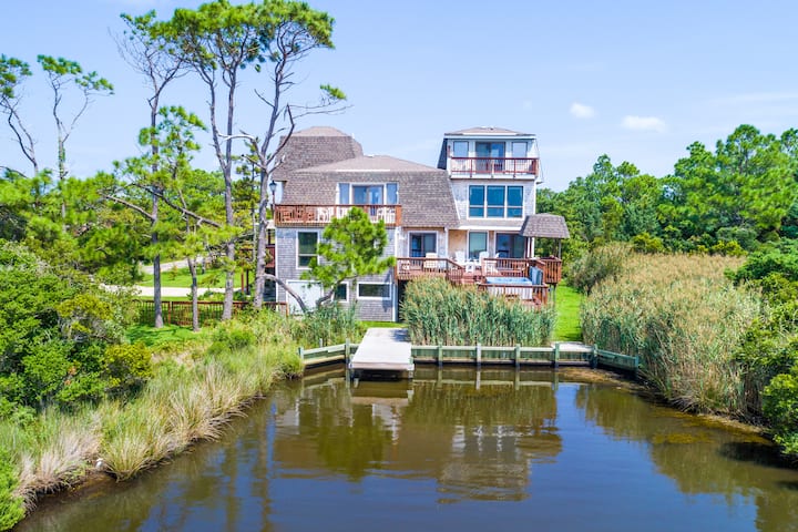 7201 - Carol's Soundfront Castle - Outer Banks, NC