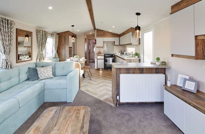 Hayling Island Gold 2 Bed Caravan S004 - ヘイリング島