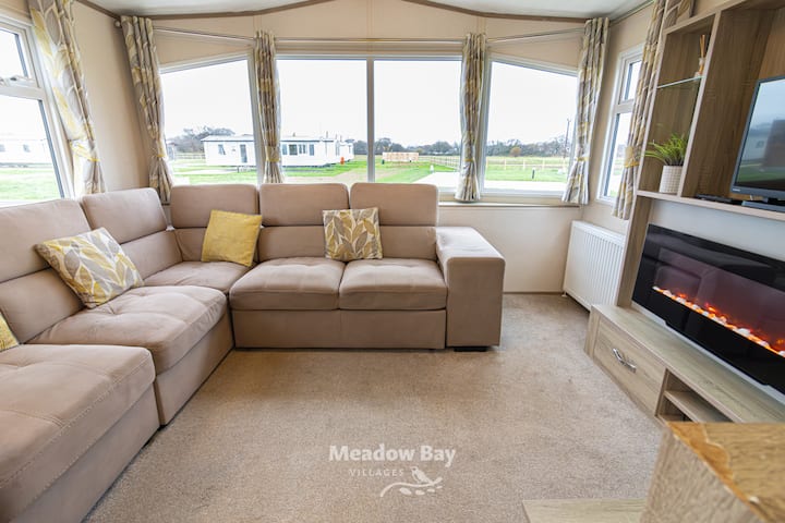 Hayling Island Gold 3 Bed Caravan K007 - Hayling Island
