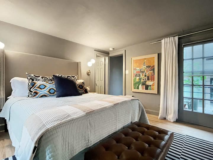 Heart Of Savannah+walk To All Attractions - Savannah, GA