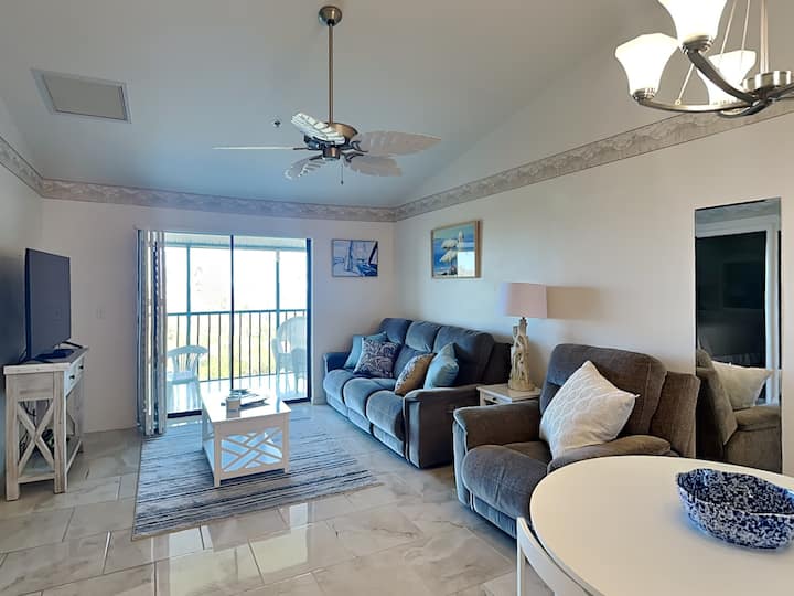 Admirals Bay 255 | Balcony + Pool - Fort Myers Beach, FL