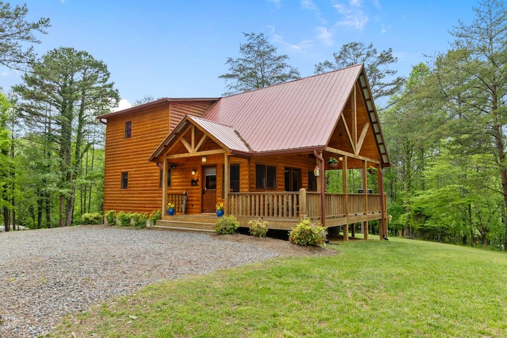 Chalet, Fire Pit, Spa, Dog Friendly, Ample Parking - Murphy, NC