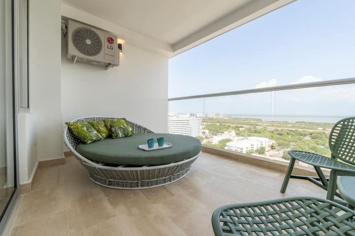 Cb1638 | Suite With Daybed 16th Floor And Panoramic Balcony - Bolivar
