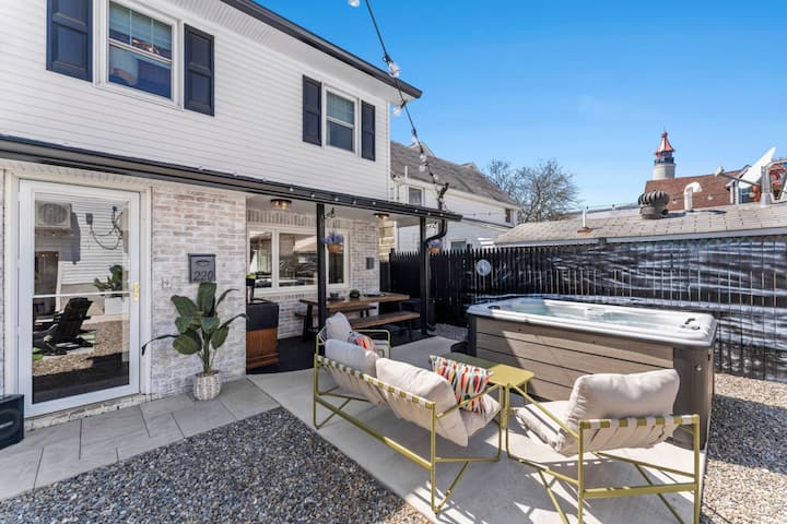 Beach Cottage 1-block To Ocean! - Wildwood, NJ