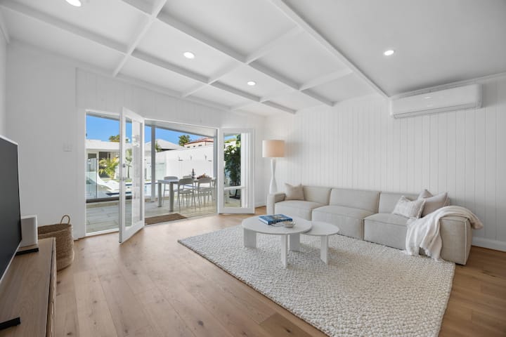 Parkside Pool Retreat - 3br, Parking, Wi-fi - Adelaide