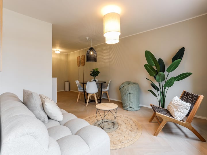 Modern Apartment In Vrouwenpolder With Garden - Vrouwenpolder