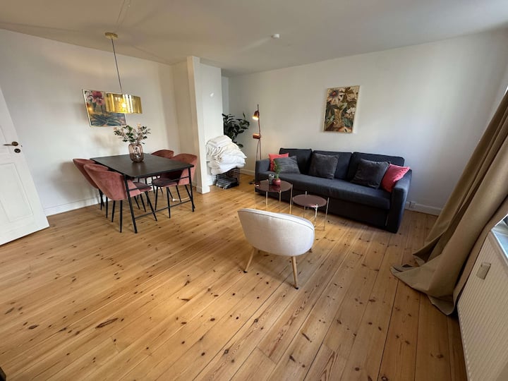 City Central Apartment For Up To 4 Guests - Copenhagen