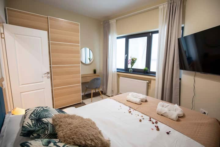 Deluxe Suite At Piata Romana - Bucarest